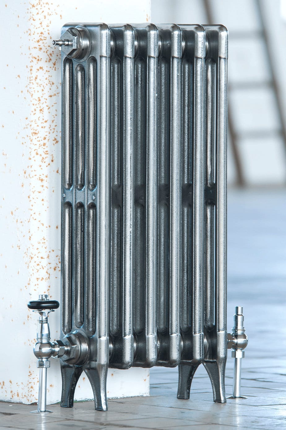 Arroll | Traditional Cast Iron Radiators in the UK